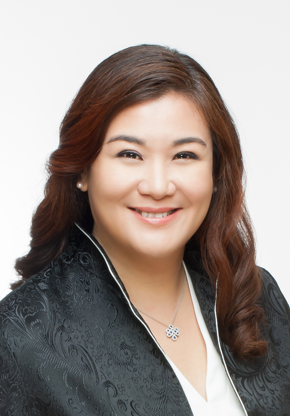 8Treasures' Founder - Janet Yung